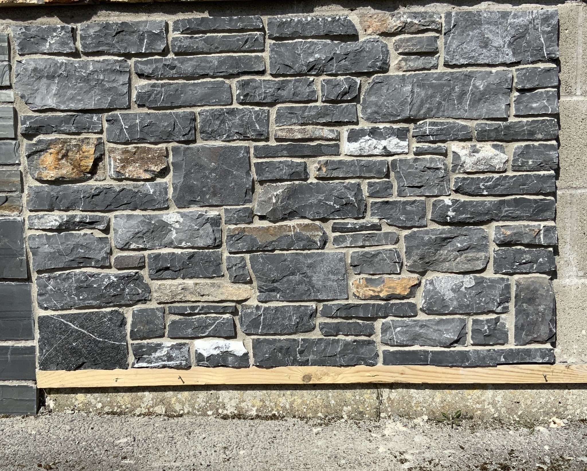Fernhill Natural Ledgestone/Limestone Mix 1 | Fernhill Stone