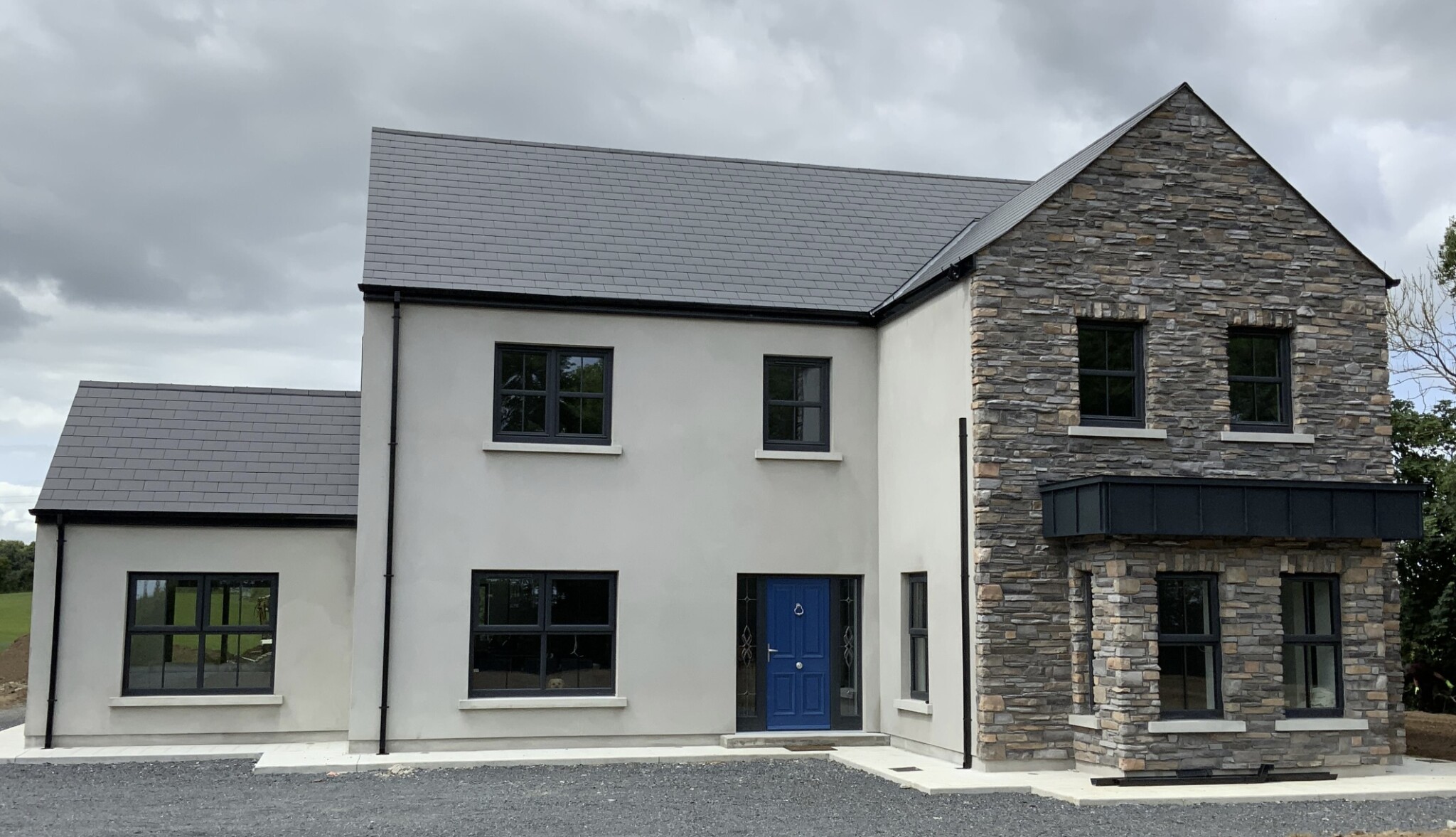 Mountain & Stacked Ledgestone Aspen mix 3 | Fernhill Stone
